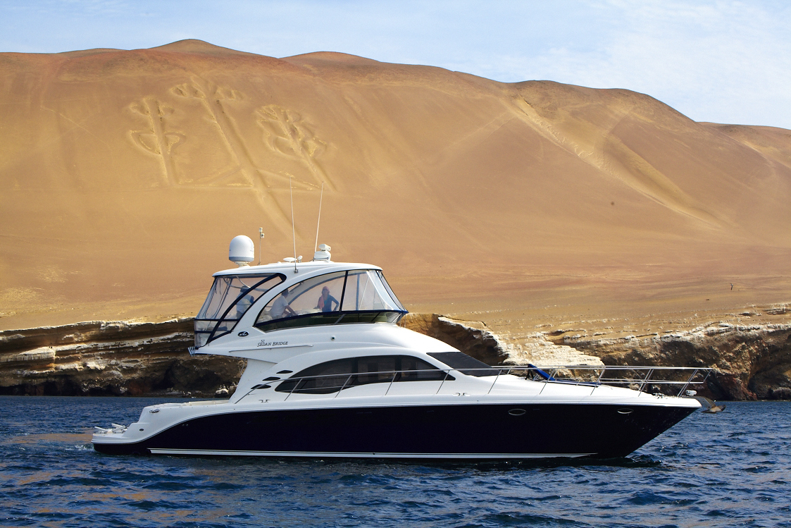 Salidas fijas en un yate de lujo Paracas